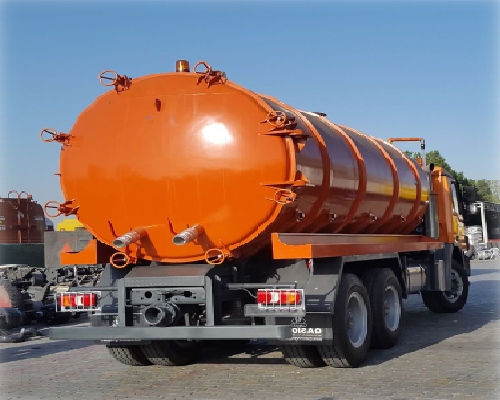 A small guide to sewage water tank cleaning - Secure Track Transport