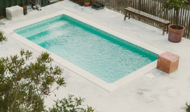 How to Calculate Your Swimming Pool's Water Capacity?